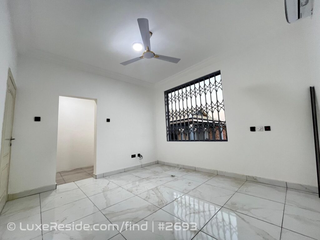 2-Bedroom Apartment For Rent In Nmai Dzorn (School Junction) With Sleek ...